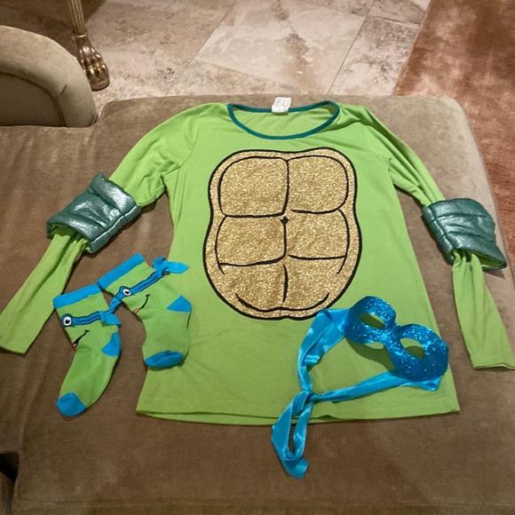 Nickelodeon | Costumes | Costume Tnt Xl Green Wgold Sparkle Socks And ...